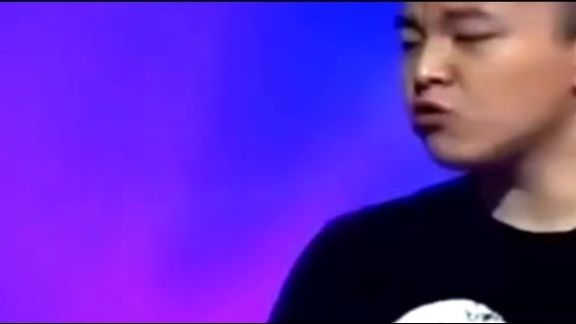 东北情侣又创经典,奇葩吵架方式笑翻全场,涂磊直接笑岔气