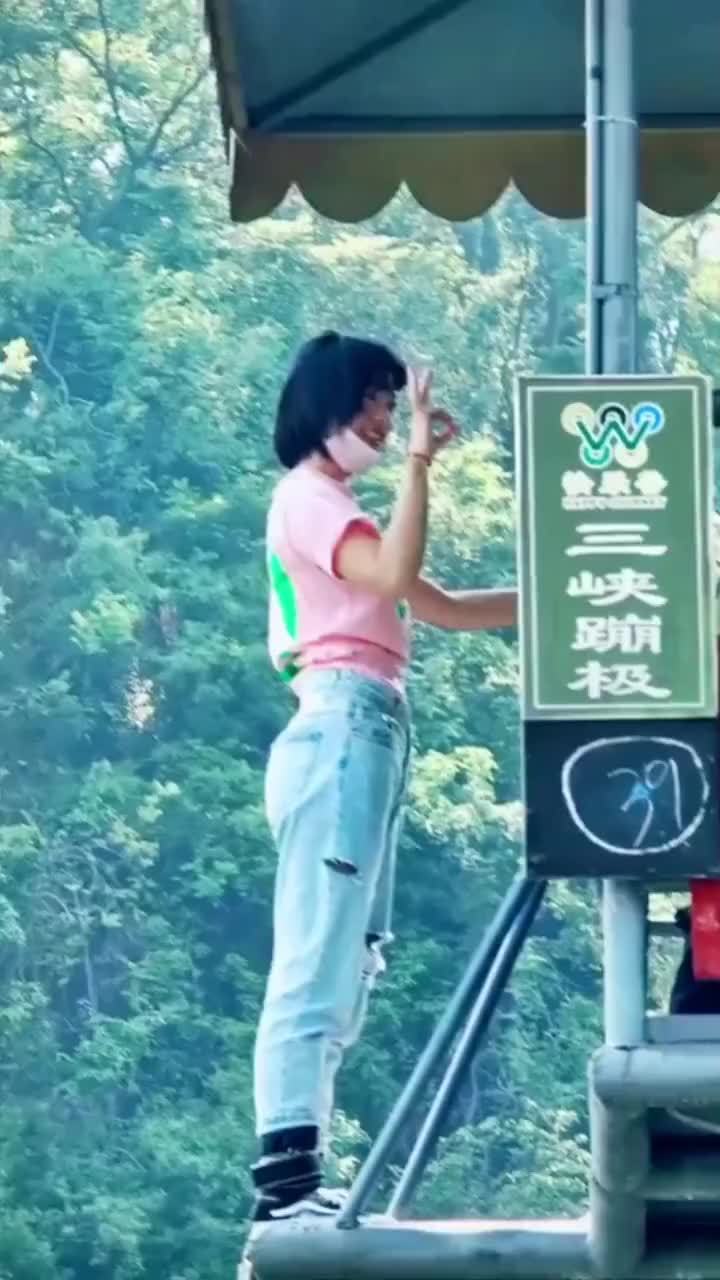 不怕你骗我,就怕你骗不了我,我可以拆穿你,也可以笑着配合你
