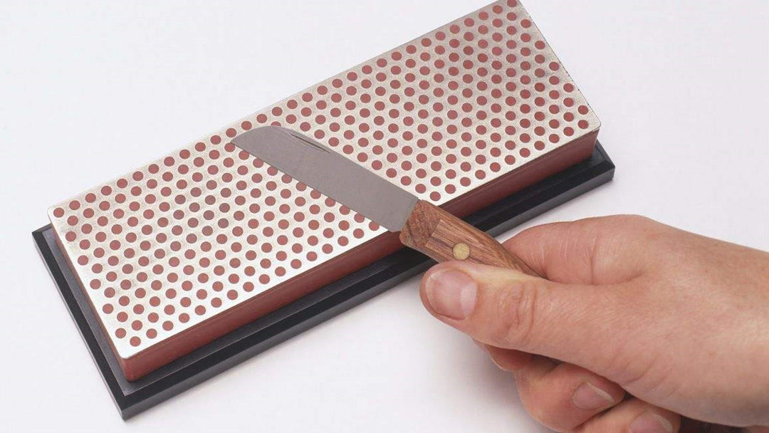 菜刀钝了别乱磨!教你正确磨刀方法,刀刃锋利无比