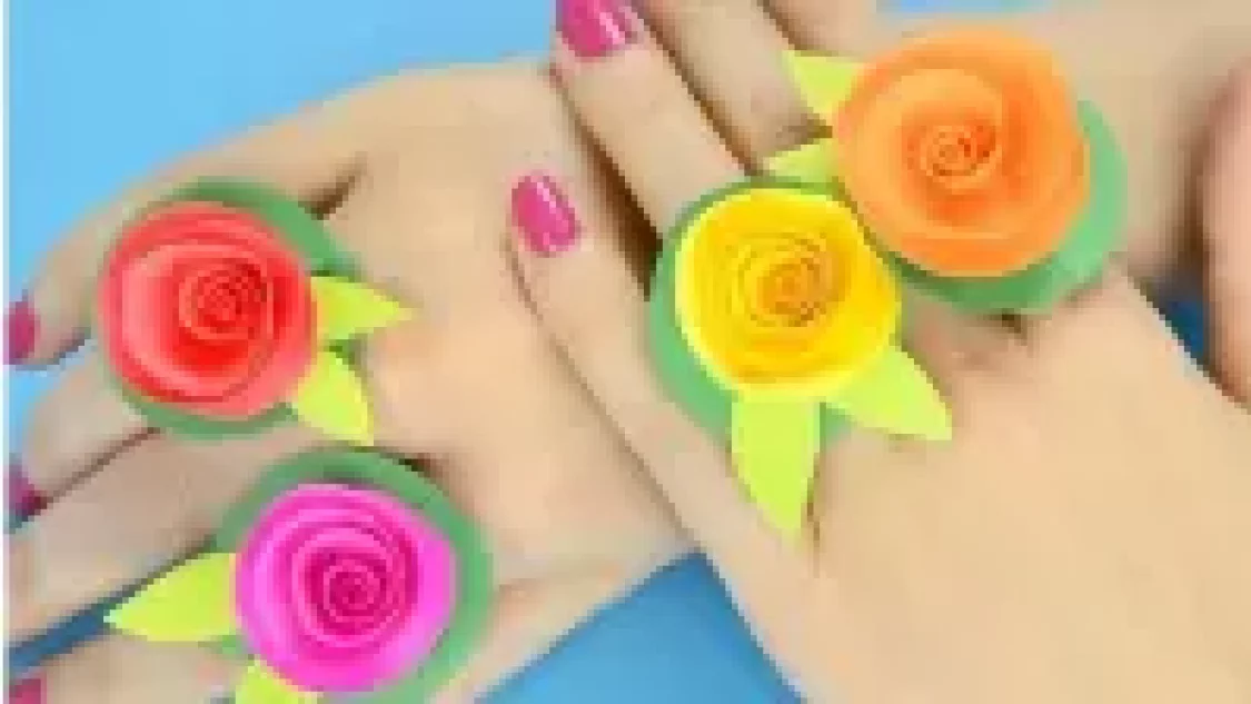 幼儿美劳手工玩具DIY, 春季开学不同颜色卡纸制作一枚玫瑰花戒指