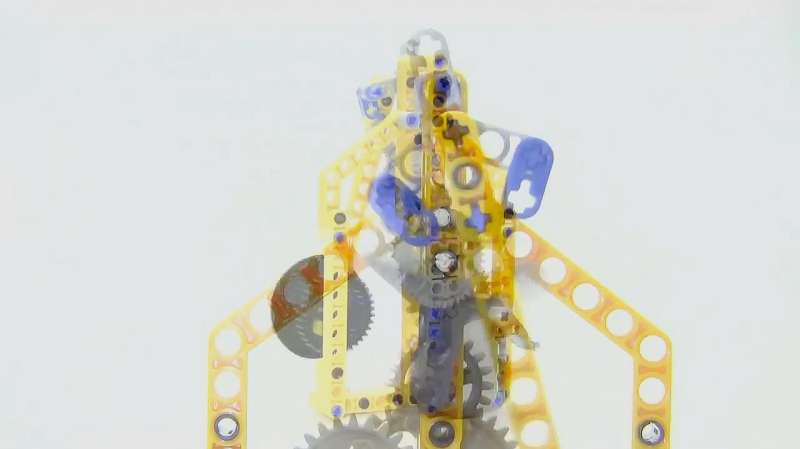 乐高积木搭建简易钟表钟摆结构