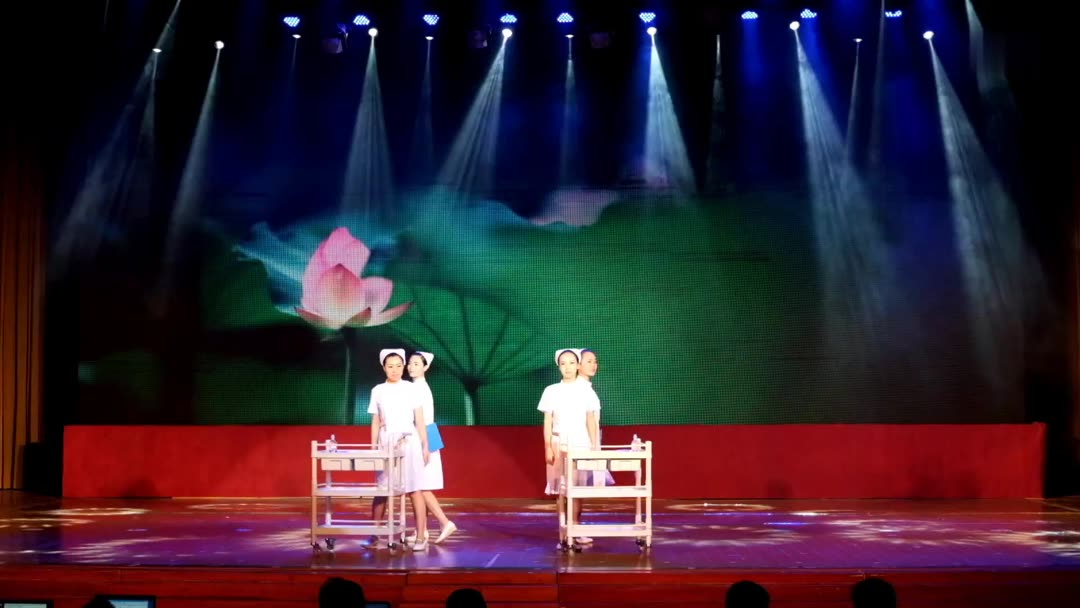 护士礼仪:白衣天使