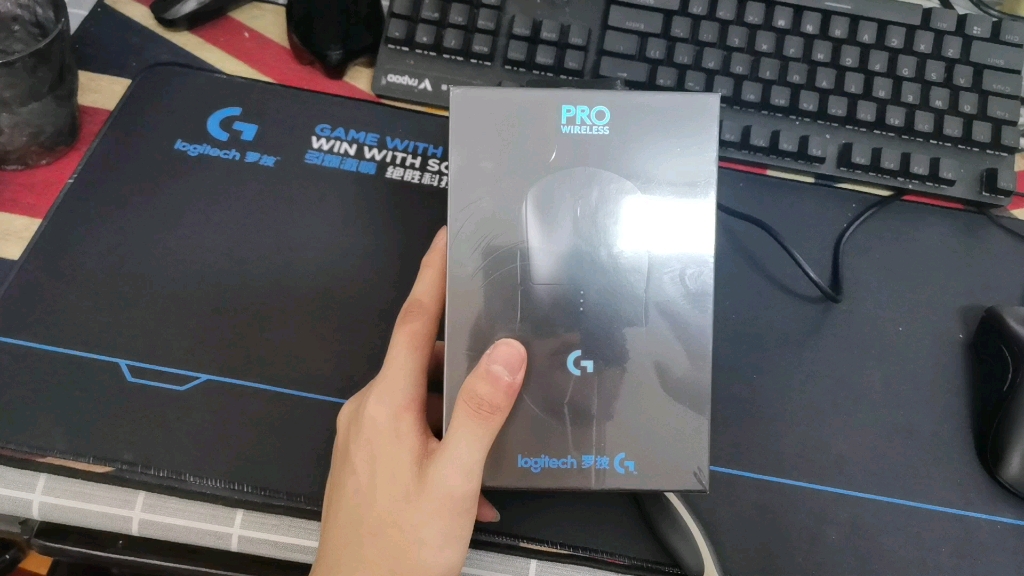 gpw一代开箱哦罗技鼠标