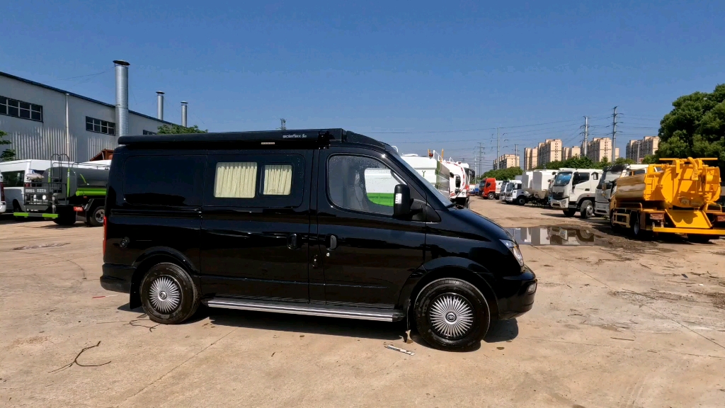 平升顶房车,大通价格亲民,福特有品牌加持,该怎么选