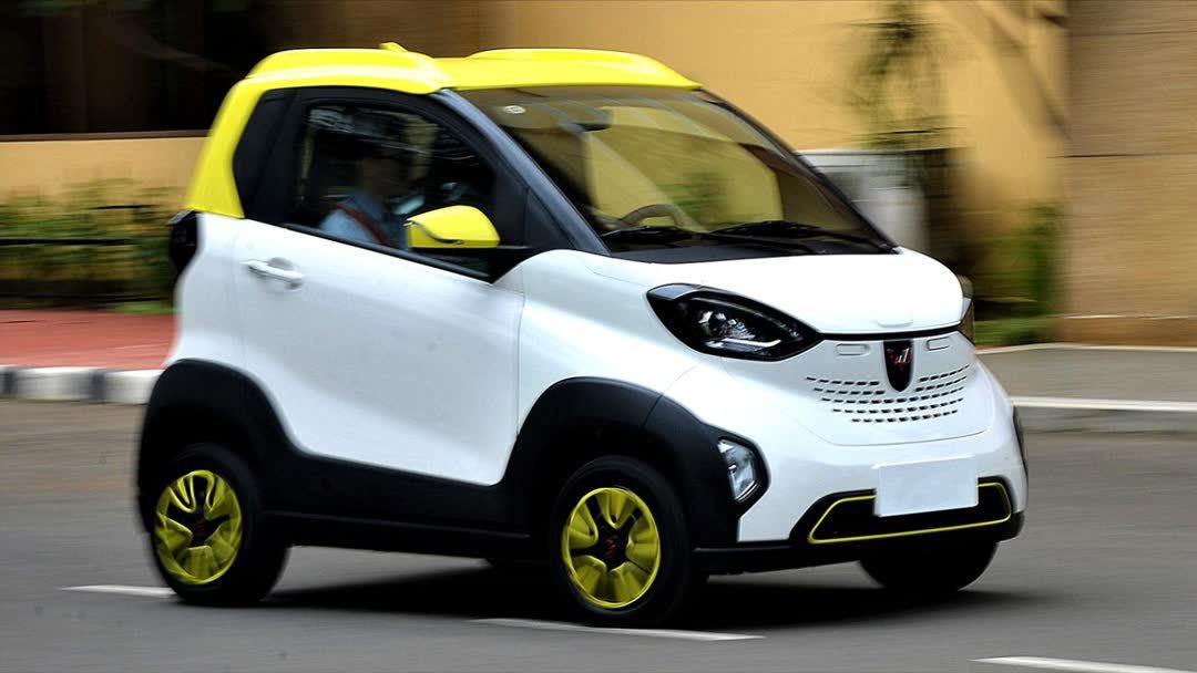 有它还骑啥摩托!国产smart仅3.58万,还能遮风挡雨,适合代步