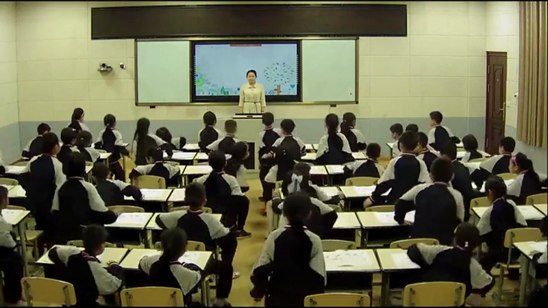 小学三年级道德与法治_《安全记心上》-赵老师公开课优质课视频