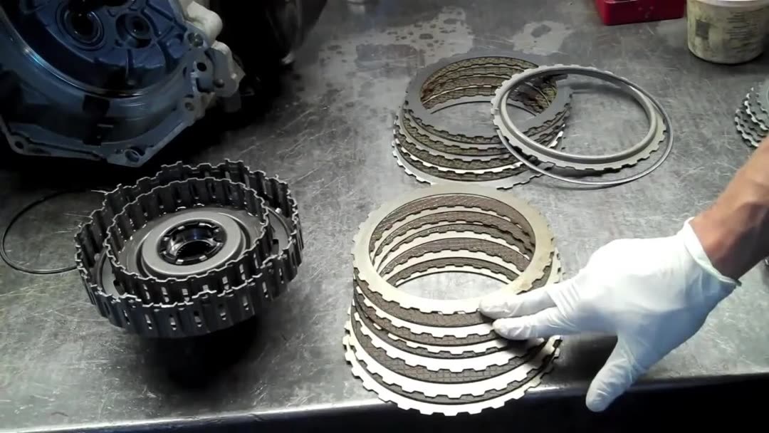 换挡顿挫?牛人更换DSG离合器片全过程