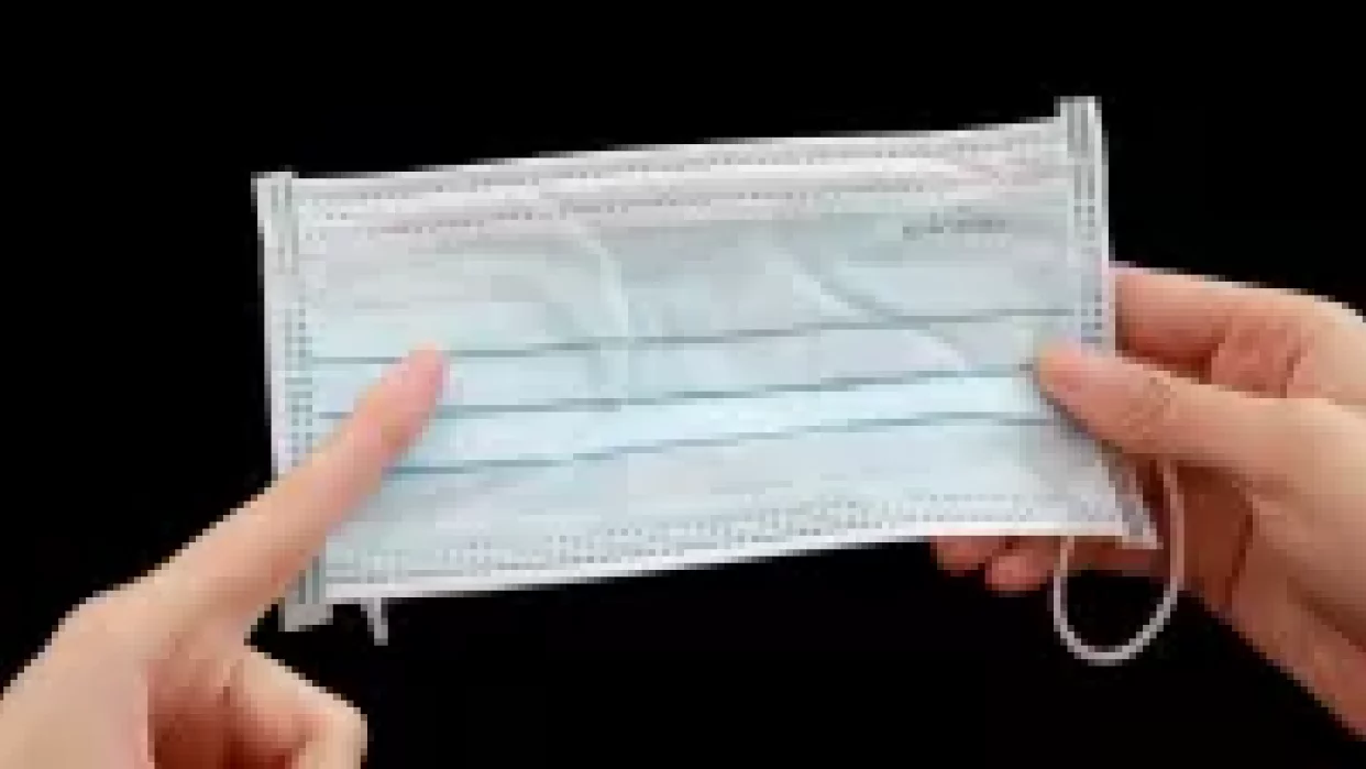 口罩戴错了等于白戴,这才是正确的戴口罩方法,让家人朋友也知晓