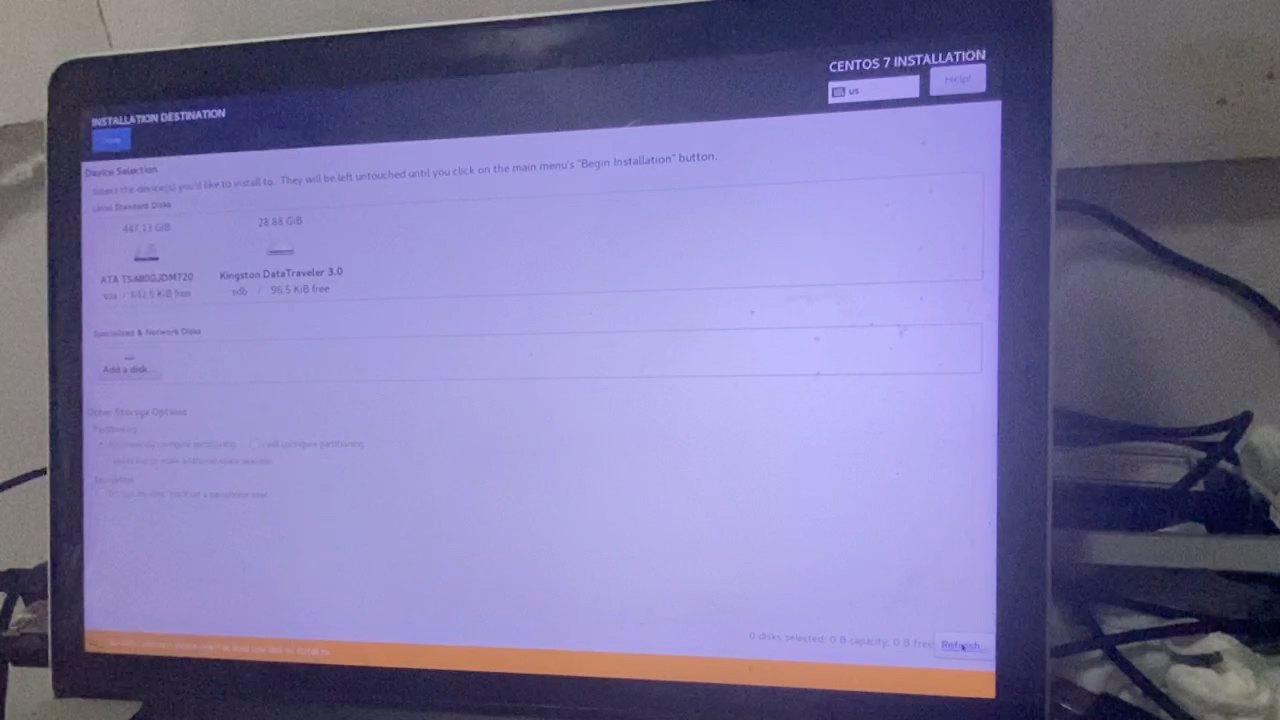 ...师的星期天早上,用移动硬盘在Mac Book Pro上安装CentoOS(linux)。