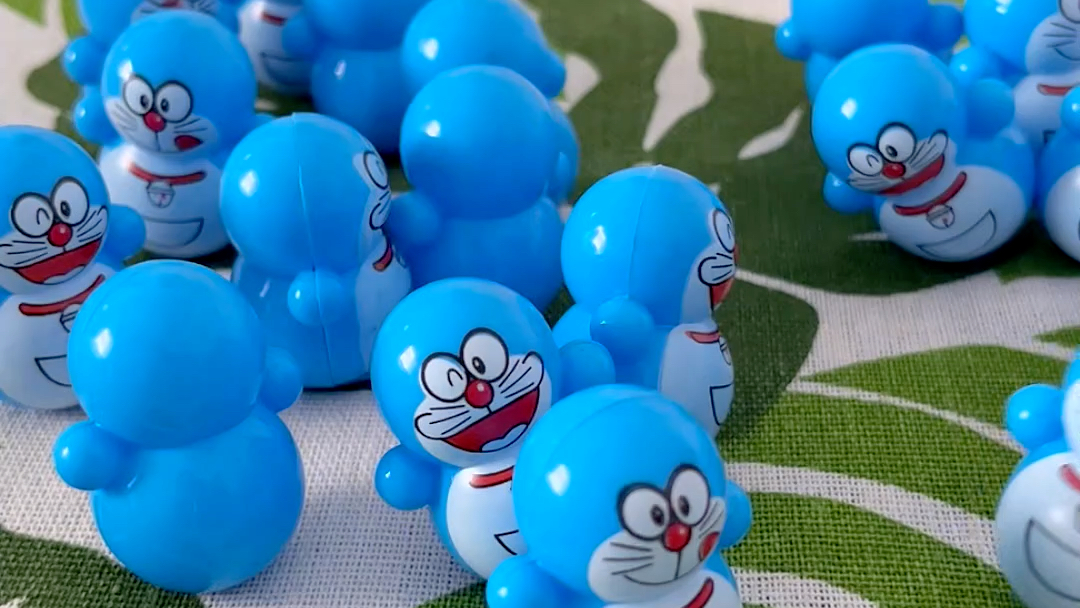 蓝胖子不倒翁哆啦a梦玩具,厚实耐摔不会倒