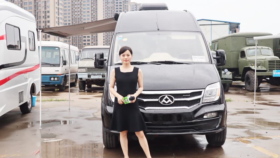 "爱旅途房车"伴你追梦,一路勇往直前!--自行式B型房车测评