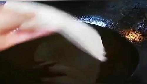 原来胡萝卜还有这样用途,看完师傅这做法后,果然又学会了一招!