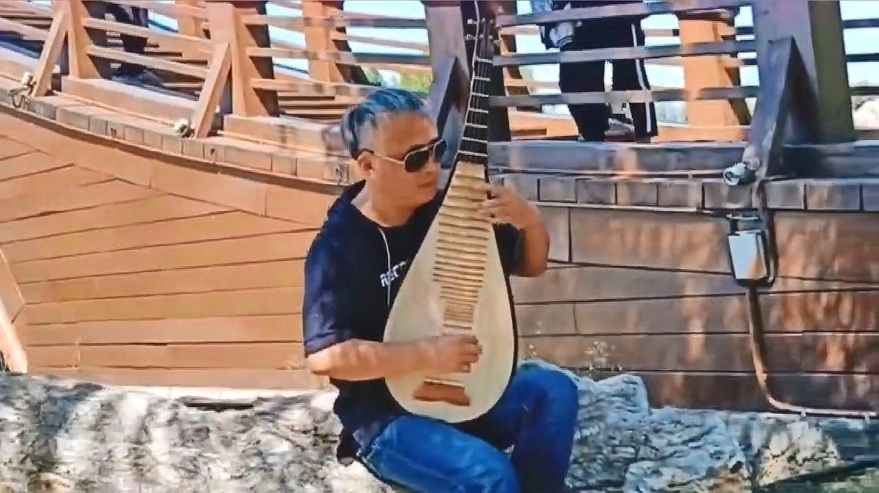 琵琶弹奏挡不住的思念,优美的旋律,韵味十足!