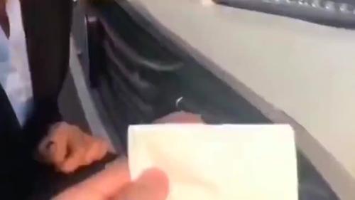 安徽小姐姐这样修补刮痕,可省下了不少修车费