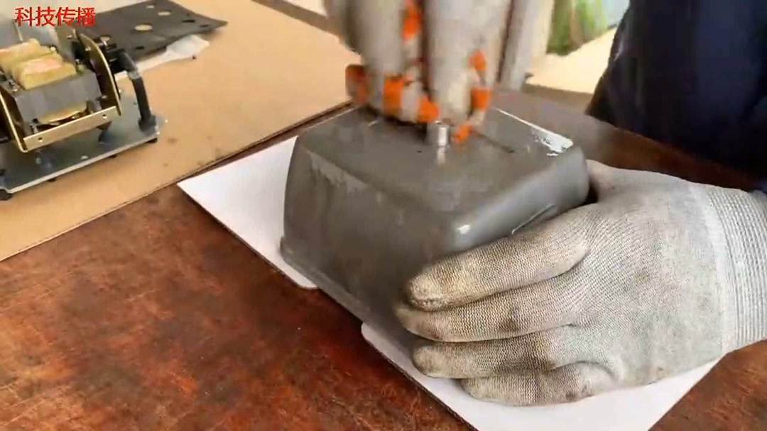 原来铜线圈是这样缠绕的,终于解开了我多年的疑惑,涨见识了