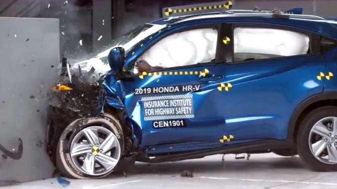 新款本田HRV碰撞测试,整体表现只能说是中规中矩吧