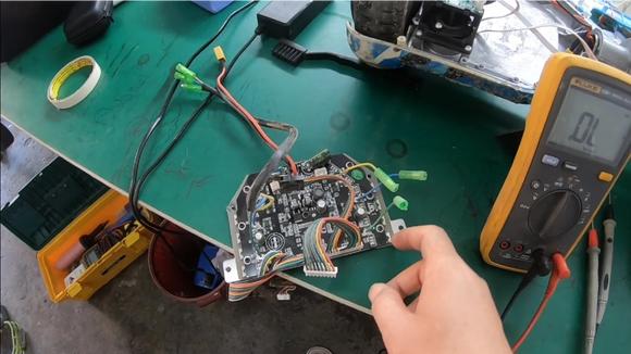 平衡车维修,驱动板短路之故障元件定位