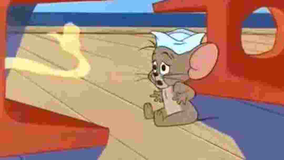 猫和老鼠搞笑动画:小老鼠杰瑞假装水手混上船,还是被汤姆发现了