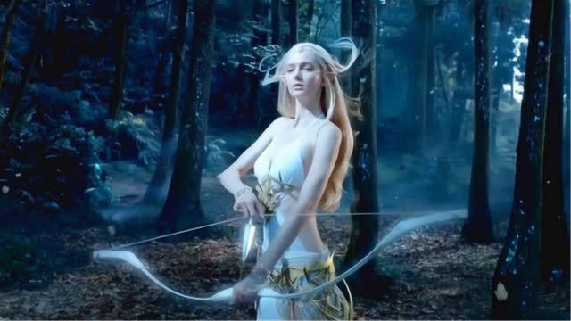 世界上"最美"的模特,16岁扮演精灵不用PS,气质太惊艳