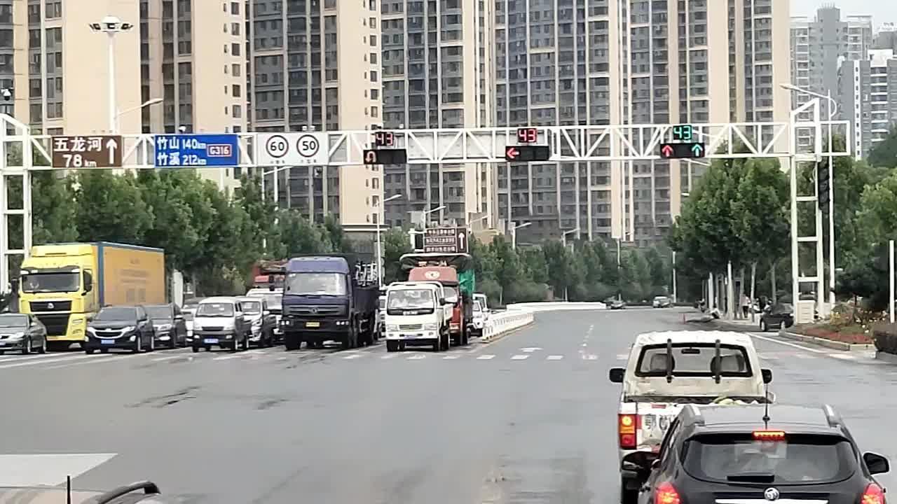 这样的红绿灯该怎样操作ߙ�ߙ