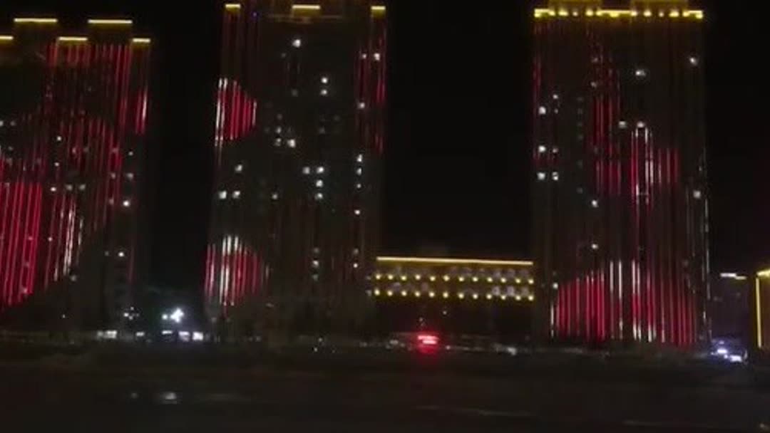广东广州夜景亮化LED外控全彩线条灯试灯楼体亮化工程
