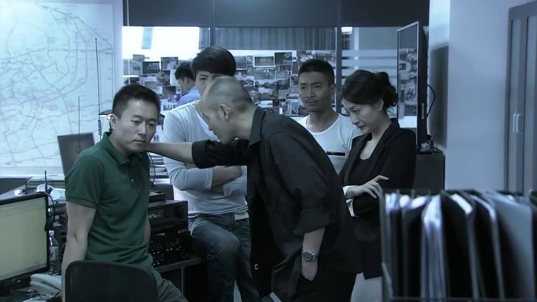 中国刑警:罪犯是电脑高手,连技侦警察都自叹不如,这回遇对手了