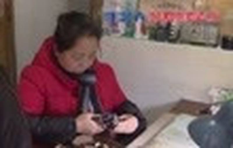 手艺人,为爱好坚守,这家钟表修理店,带你回梦80年代