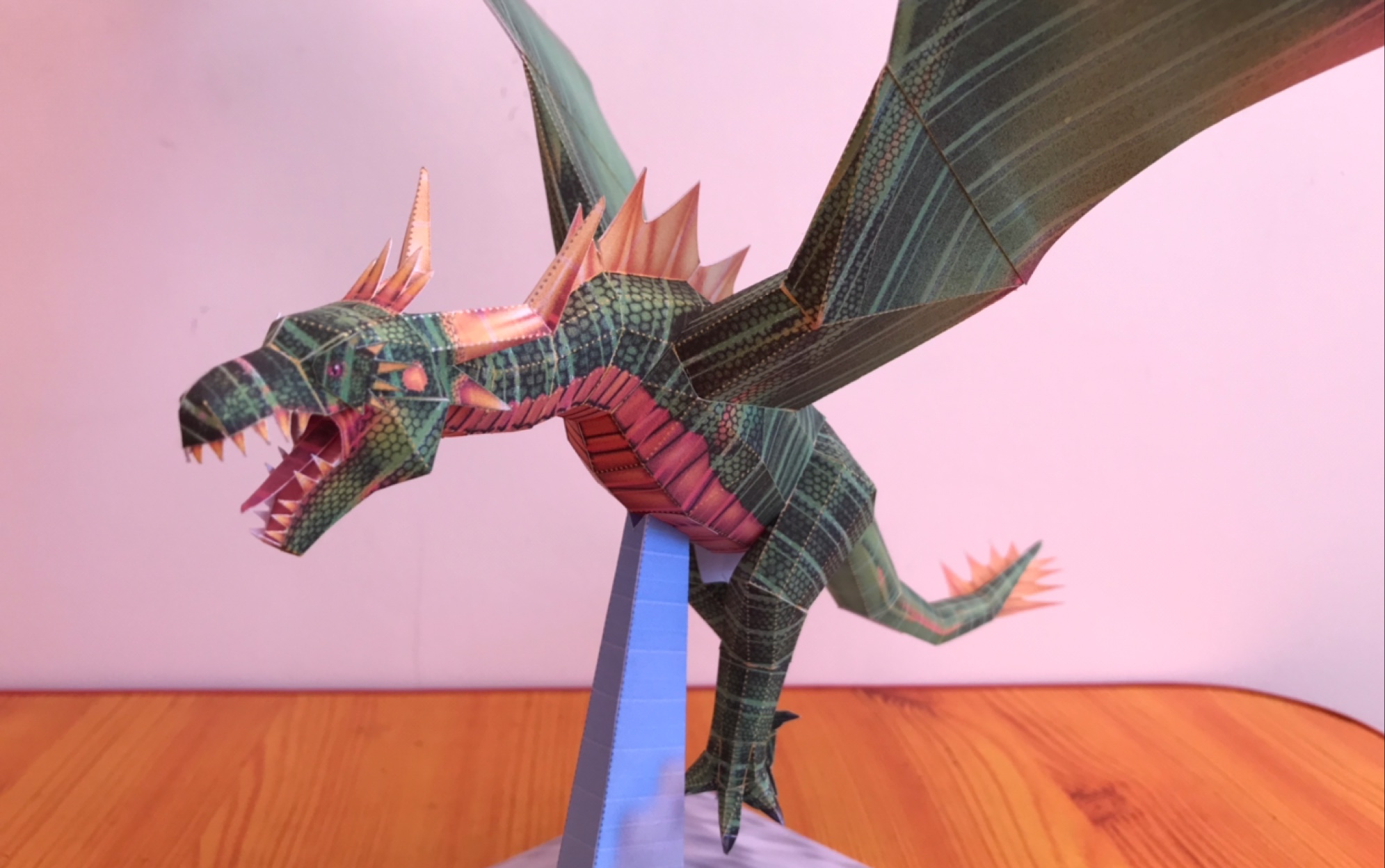 双足龙纸模手工