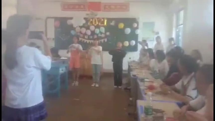 女儿小学毕业联欢会,毕业典礼