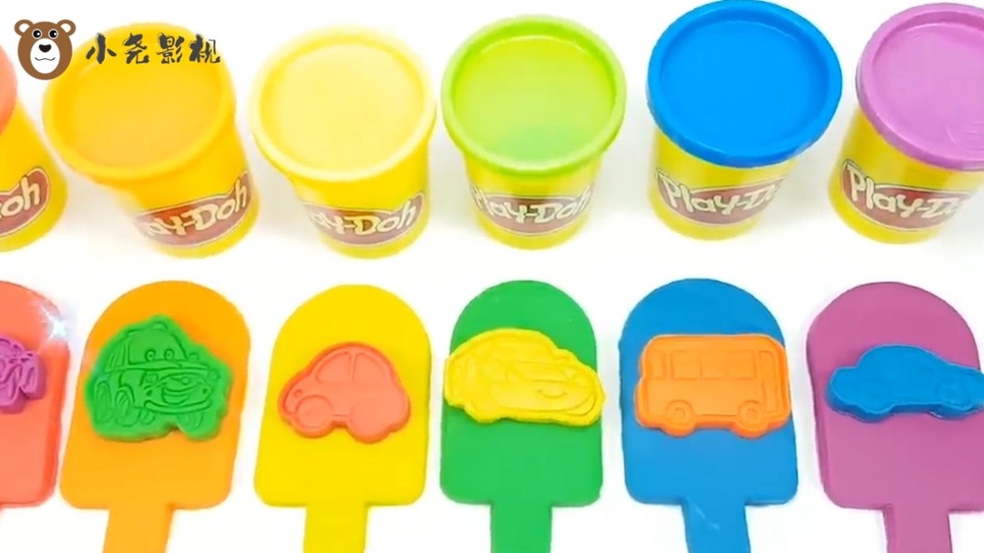 用橡皮泥制作的这些小车,你最喜欢哪辆呢?