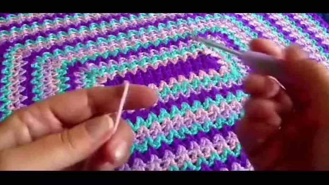 手工编织毛线毯子教程:简单编织色彩绚丽的地垫,环保实用又好学