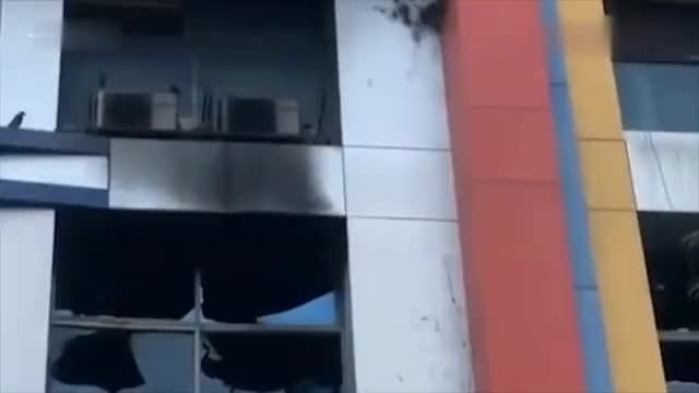 印度一新冠定点医院发生火灾 13名新冠患者死亡