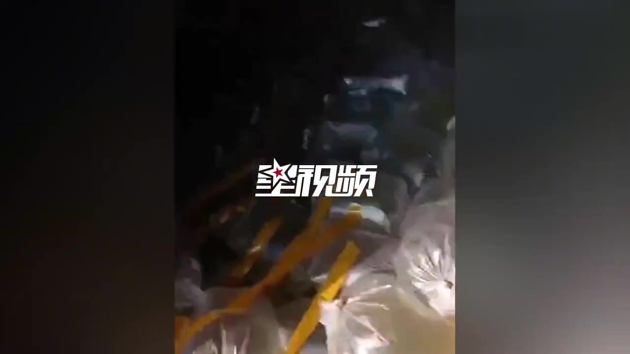 因路过徐州行程码带星下高速遭拒,司机所运4500万尾鱼苗全死亡