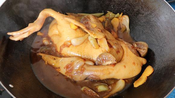 广西名菜柠檬鸭做法,简单又好吃