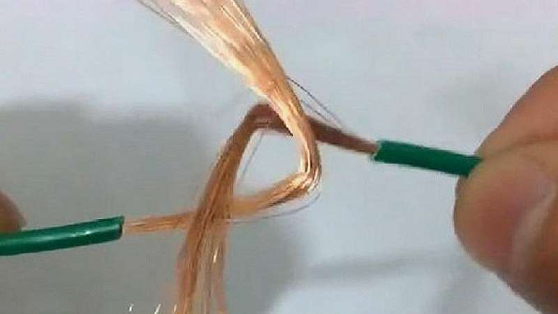 这才是最科学的接线方法,一定要顺时针缠绕!