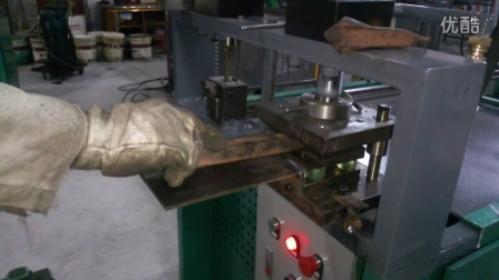 不锈钢护栏冲孔机价格多少