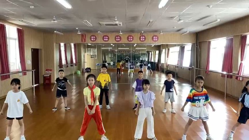 #课堂实录 小伙伴们加油#街舞hiphop