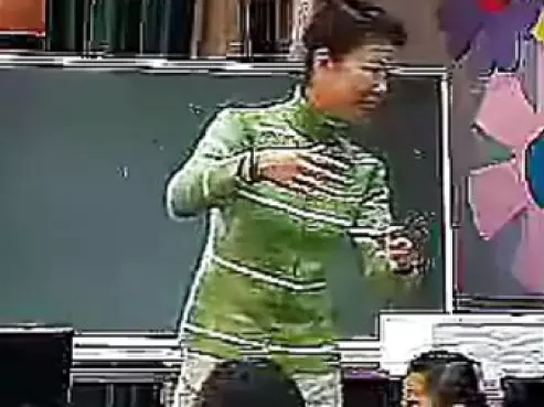 平移和旋转(新课程小学二年级下册数学优质展名师课堂实录专辑)(1)