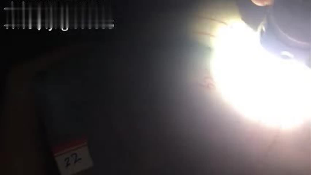 直播:800元买的翡翠原石,切开后.最详细的翡翠原石的鉴别介绍!不懂