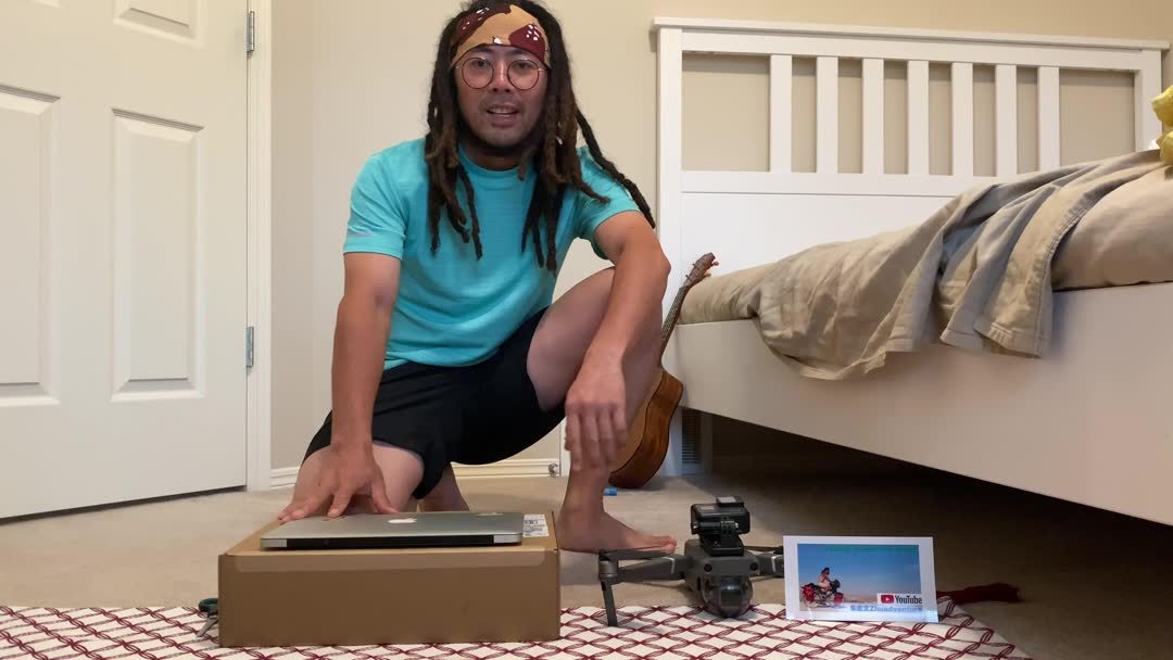 【4K】环球探险的视频收益购入高端笔记本电脑,只为制作高清视频