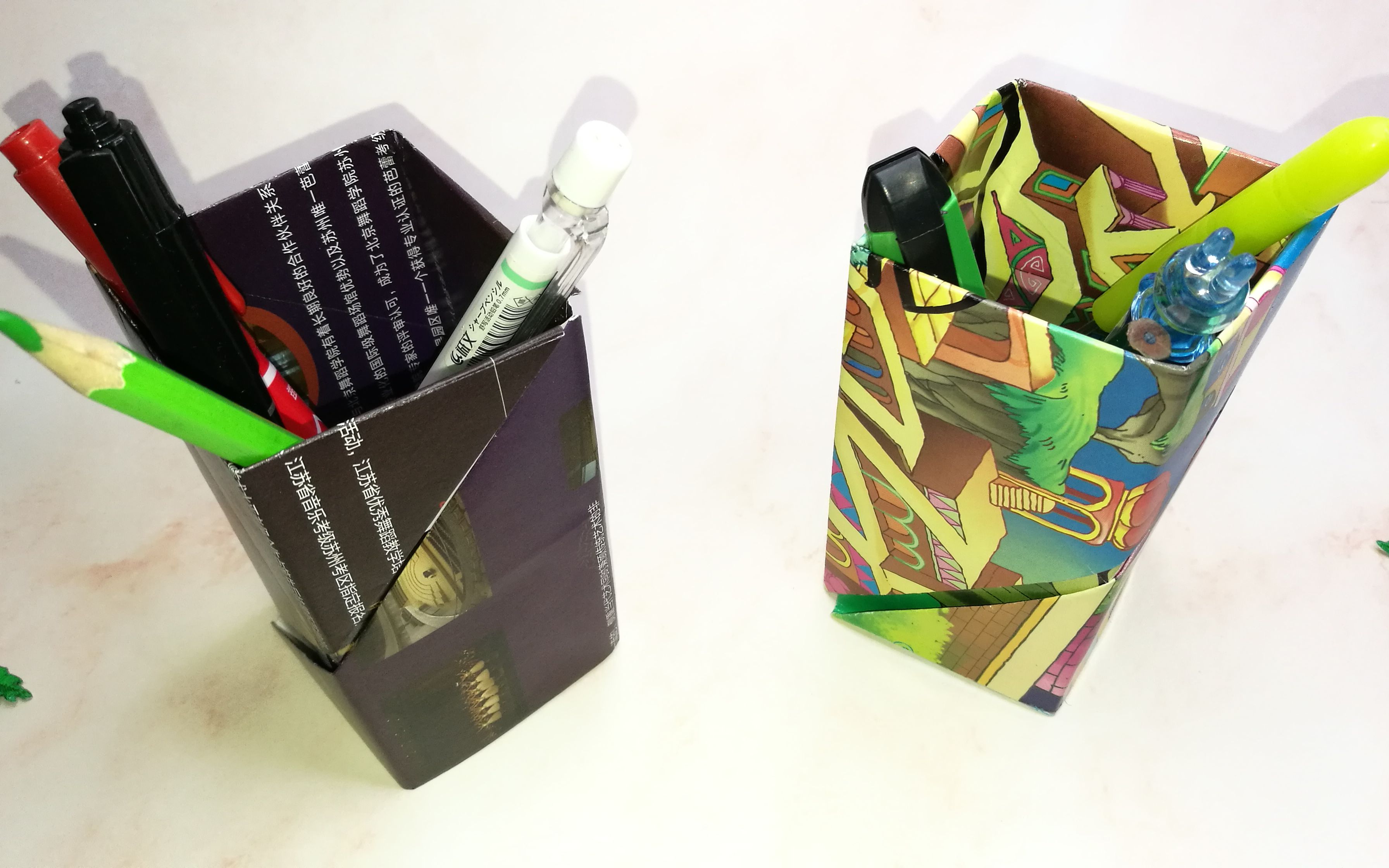 小壮手工折笔筒,折纸只需几步骤就能做好,还可以当小物件收纳盒编