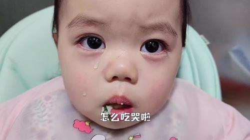 沉浸式体验可爱宝宝户外打篮球,锻炼身体从娃娃抓起