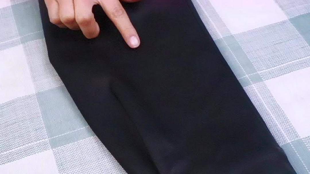 皮衣自己在家就能保养,只需一杯水,皮衣不起皱不爆皮