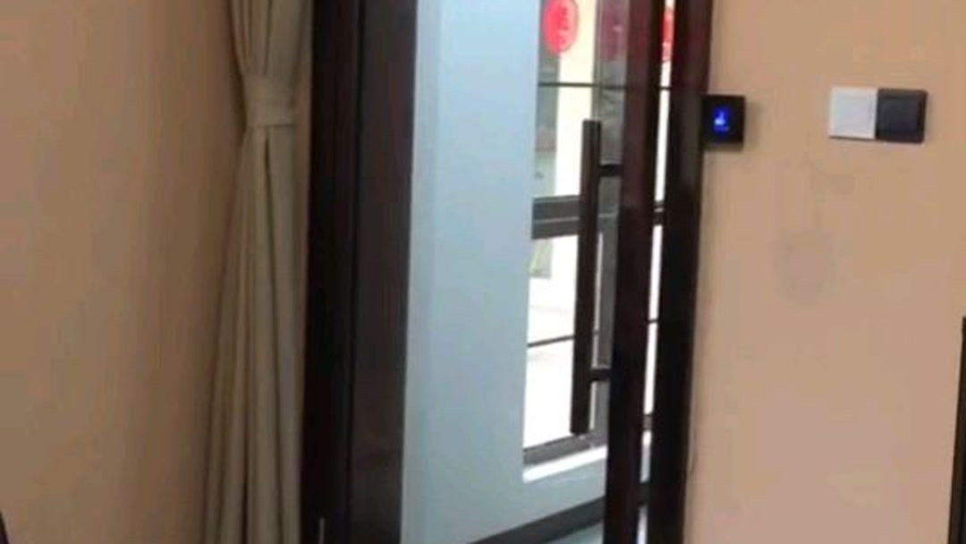 ...GAIZHUO,自动门,感应门,浴室门夹,电动玻璃门,平移门,平开门,旋转门