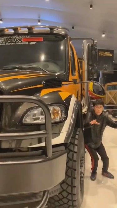 世界最大的越野车,值多少钱?