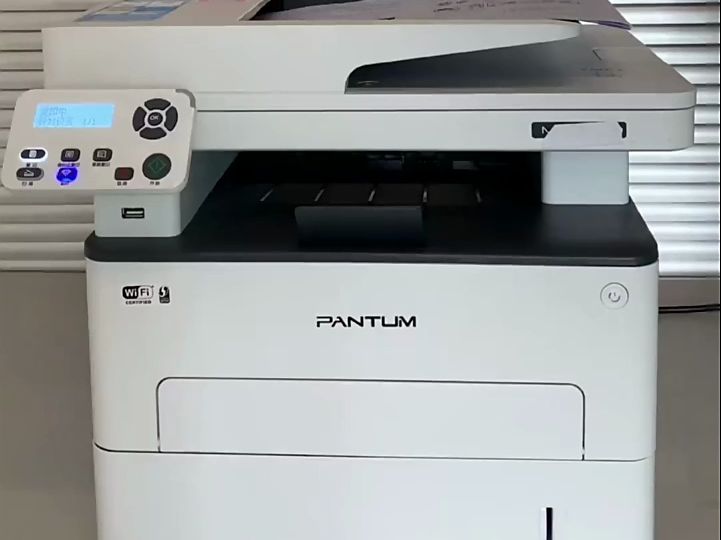 自动双面的打印机真的太方便了,再也不需要手动翻面。