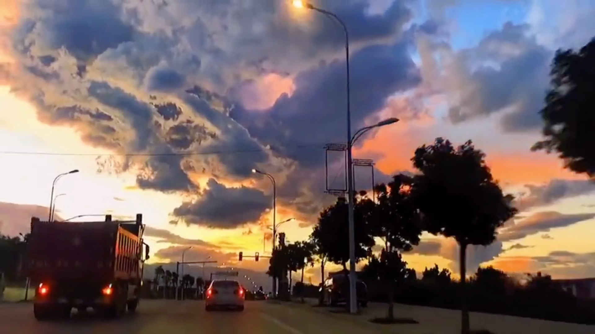 我需要点朋友圈文案