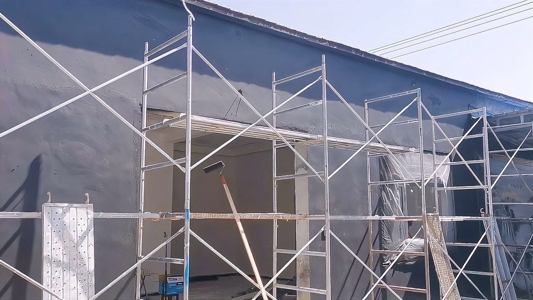 农村瓦房年时髦做外墙真石漆,117方用1400斤