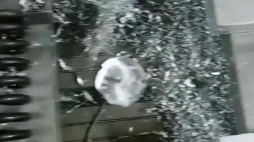 弹簧起到的作用,那真的非常大