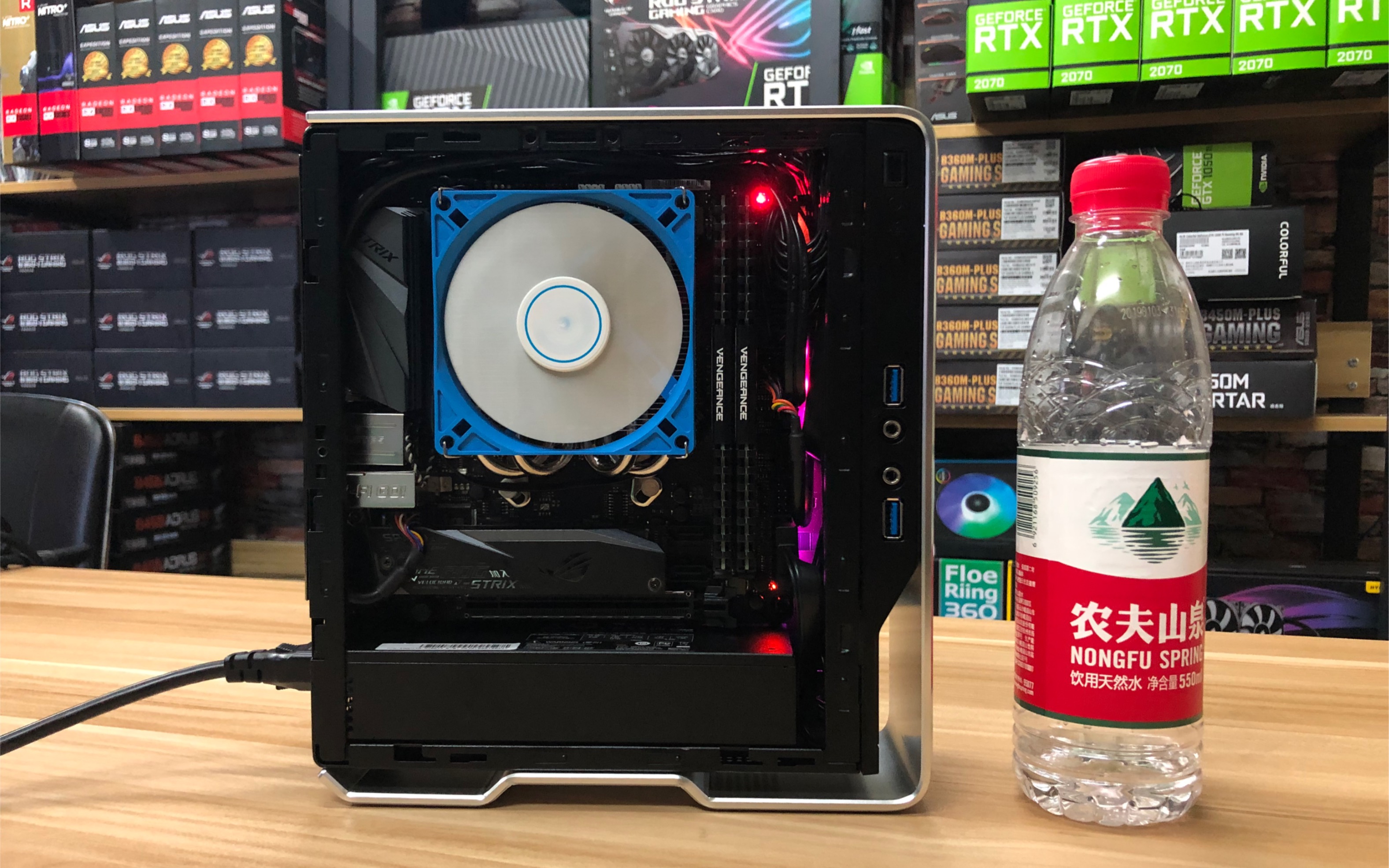 AMD YES!迎广肖邦 高端商务迷你电脑 华硕B450 ITX +16G+256G+2T